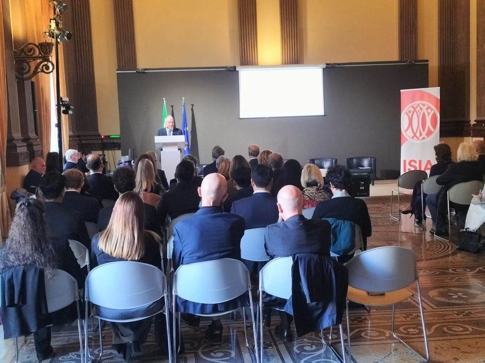 ISIA: primo manuale universitario su AI, Cybersecurity e